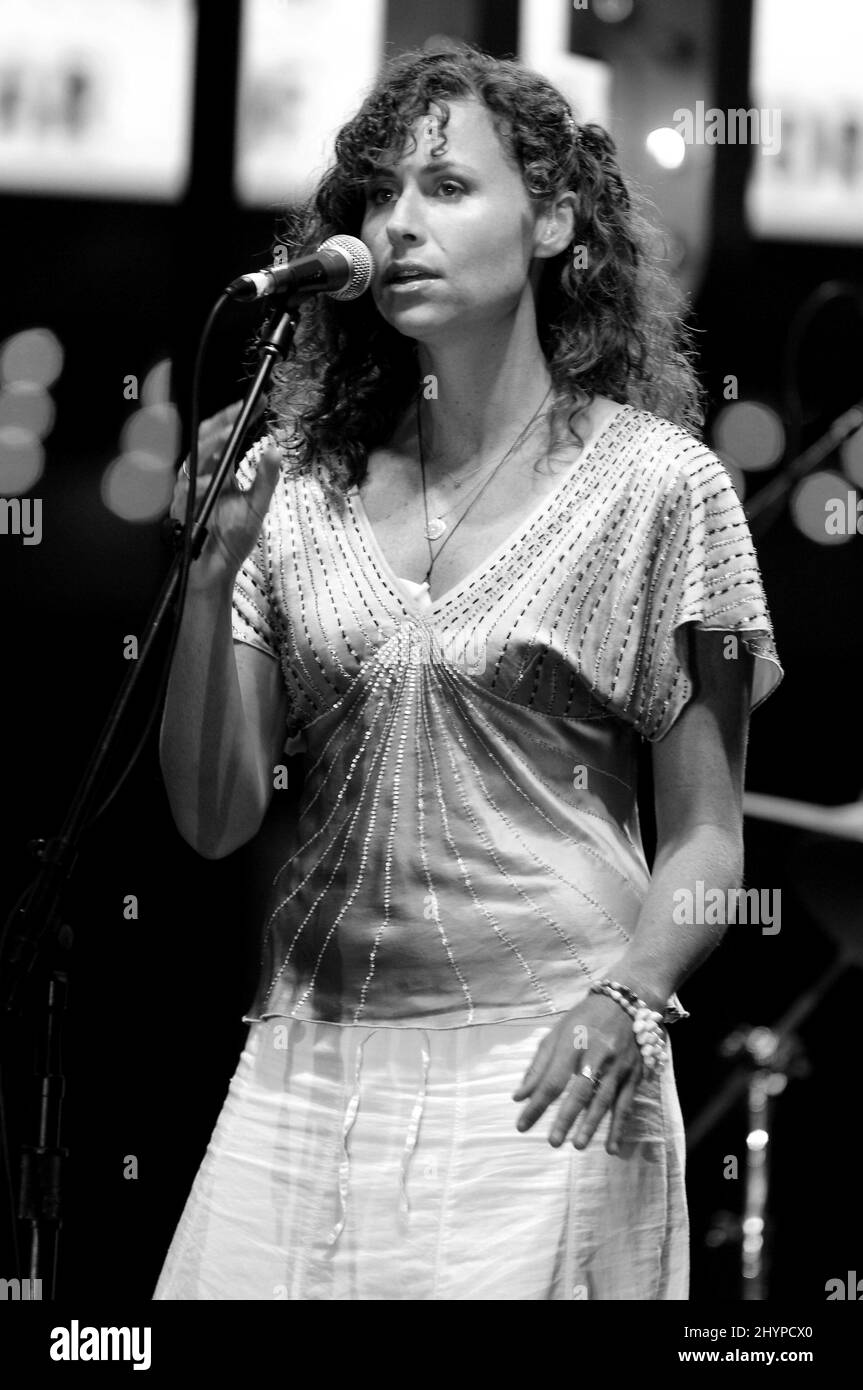 Minnie Driver signs copies of her album 'Everything I've Got In My ...