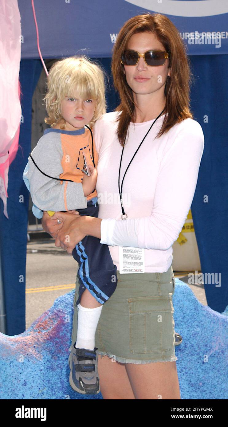 CINDY CRAWFORD & SON PRESLEY ATTEND THE 'FINDING NEMO' HOLLYWOOD ...