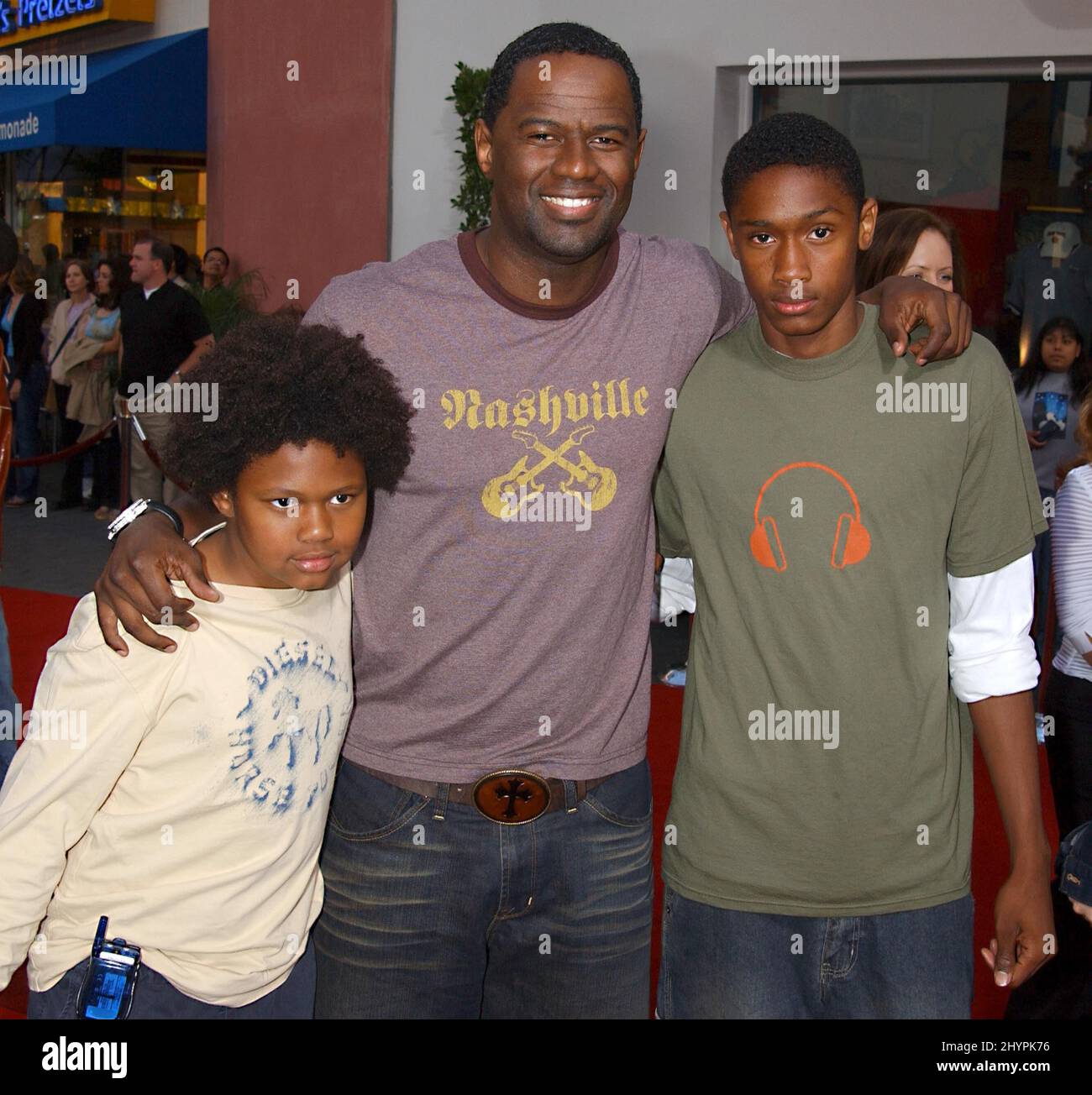 BRIAN MCNIGHT WITH SONS BRIAN & NIKKO ATTENDS THE 'BRUCE ALMIGHTY ...