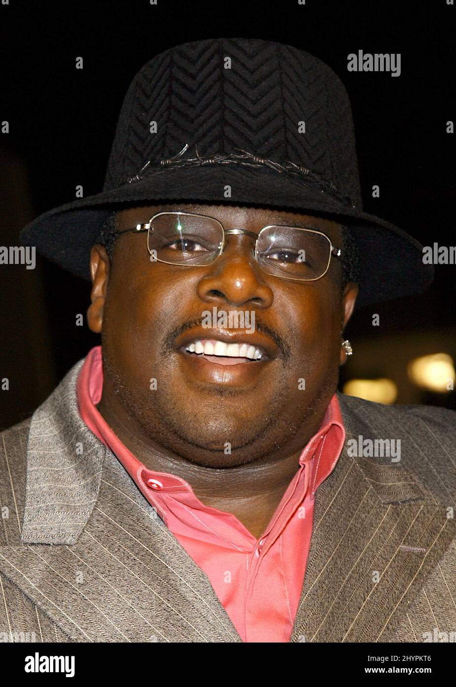 CEDRIC THE ENTERTAINER ATTENDS THE 'BARBERSHOP 2: BACK IN BUSINESS ...