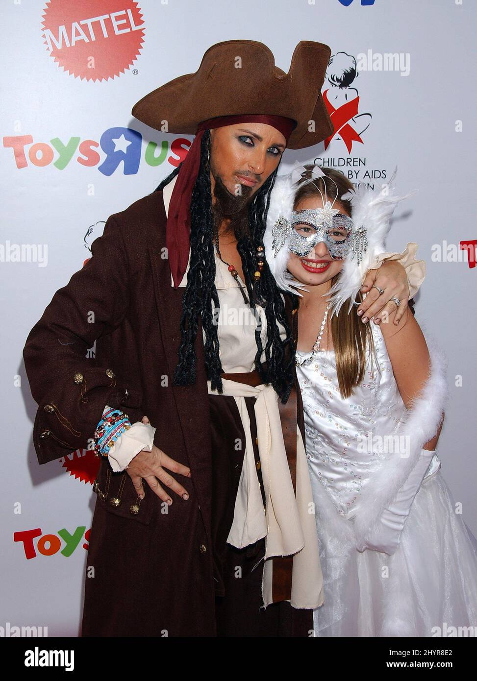 Marlee Matlin and daughter Sarah attend Dream Halloween's "Under The ...