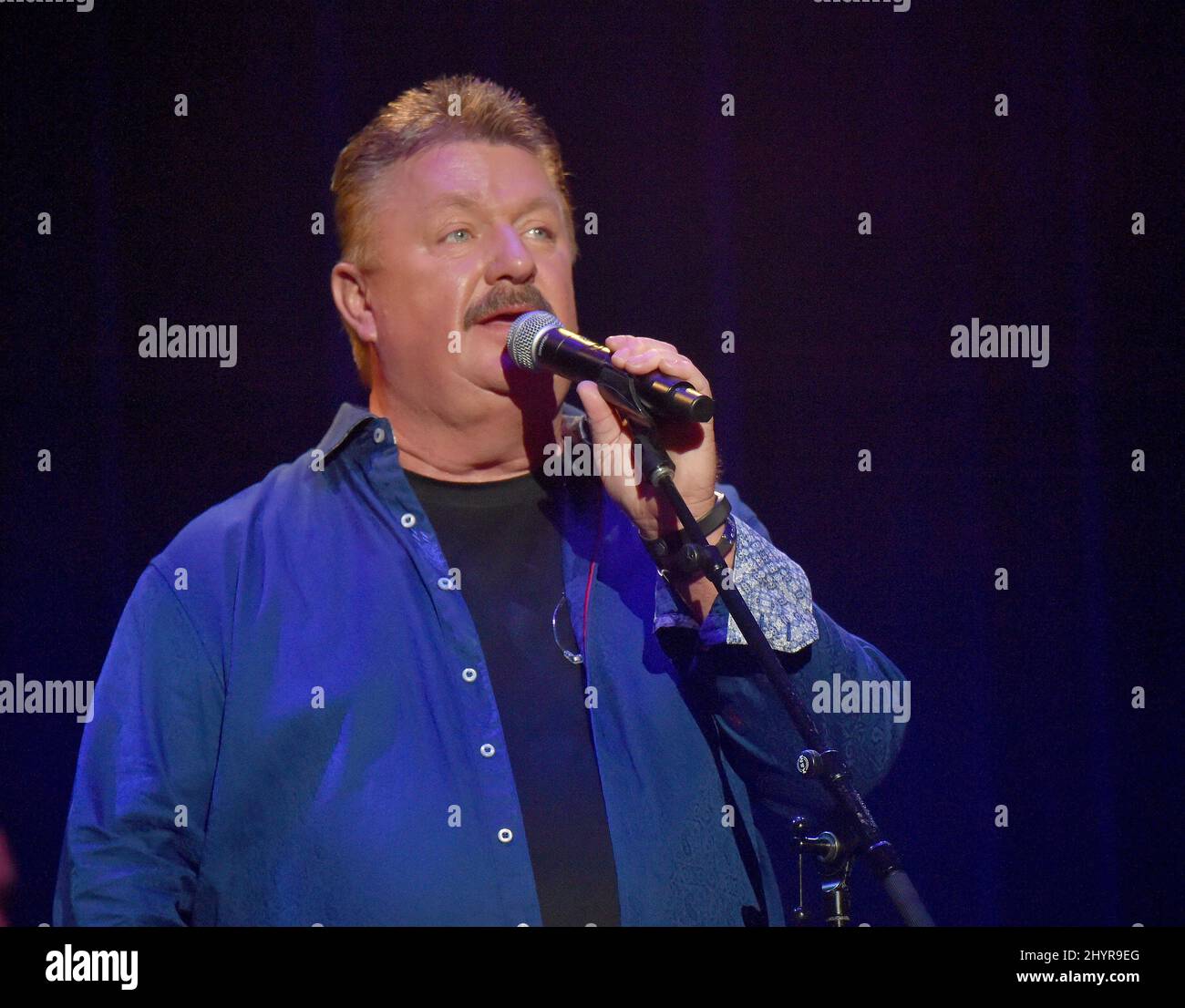 Country singer Joe Diffie passes away at 62 years old after suffering ...