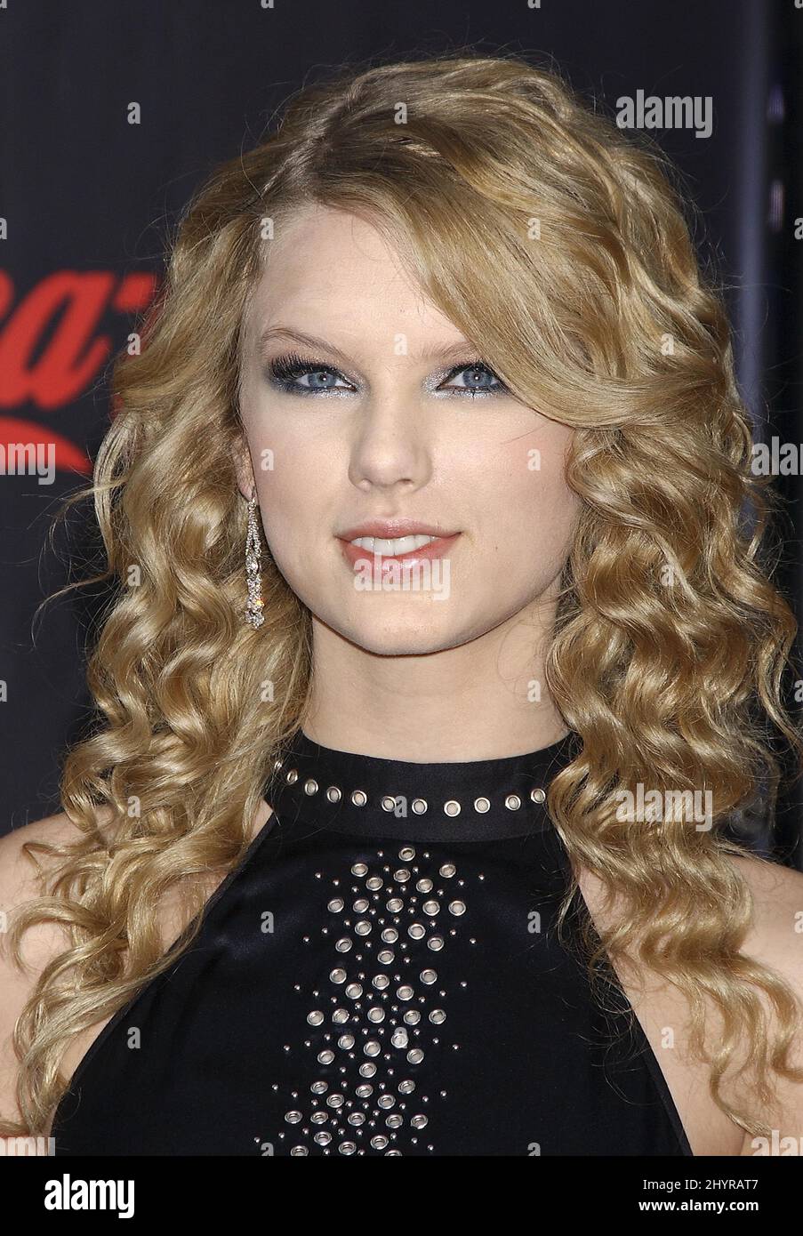 Taylor swift head shot hi-res stock photography and images - Alamy