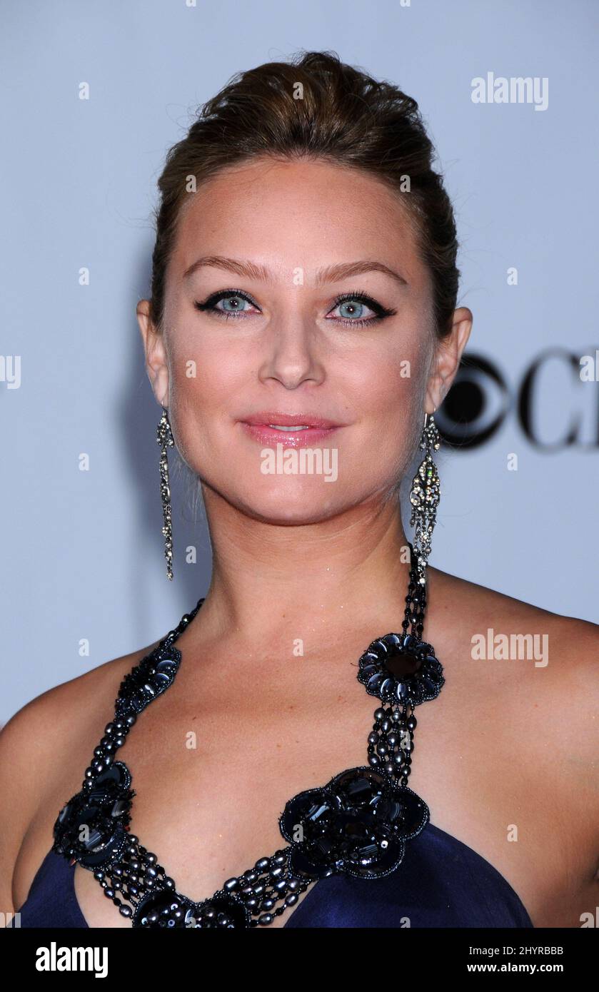 Elizabeth Rohm attends the Movies Rock a Celebration of Music in Film ...