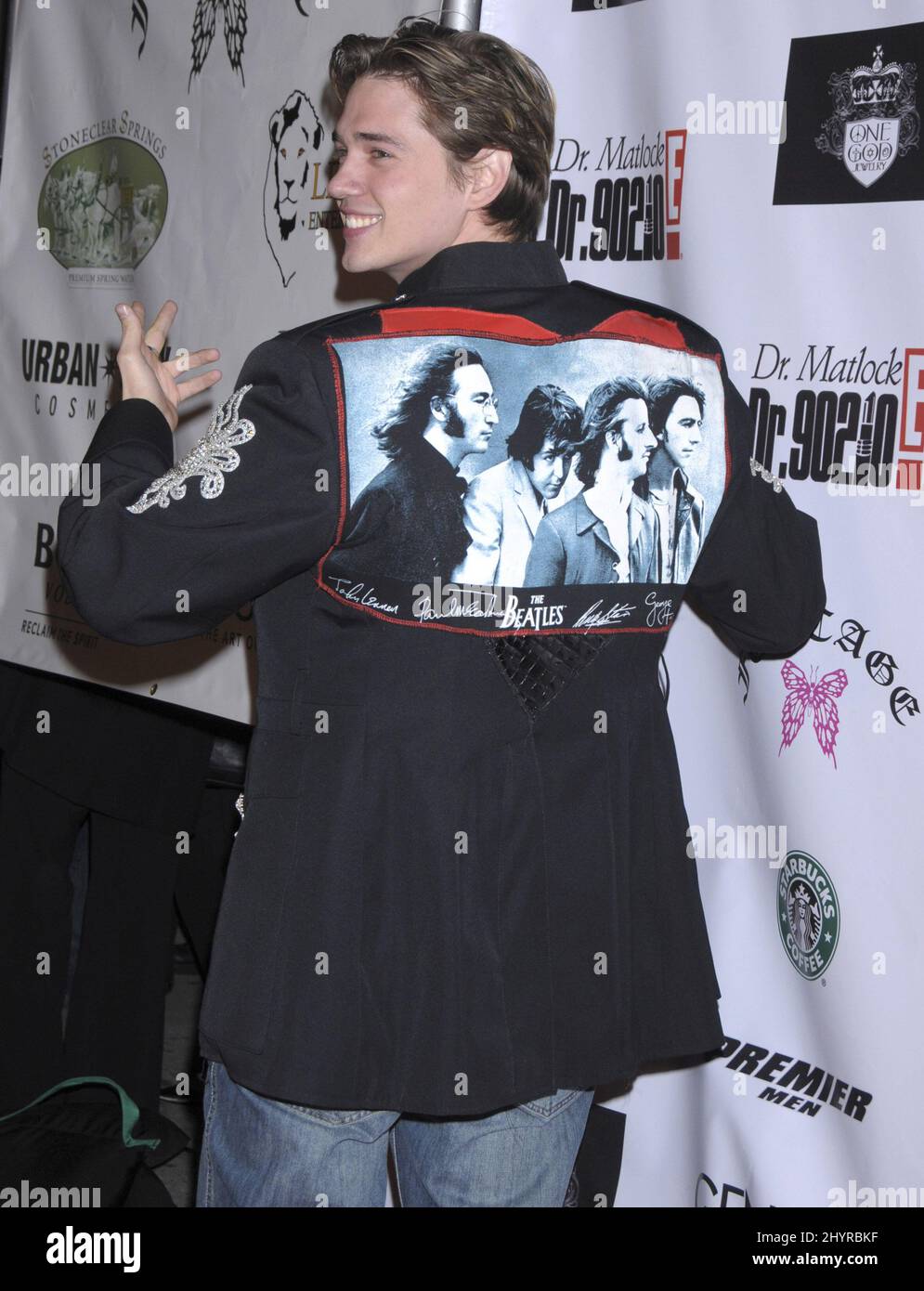 Jesse Hart attends the 1st Annual FULCAGE 'Christmas with a Conscience ...