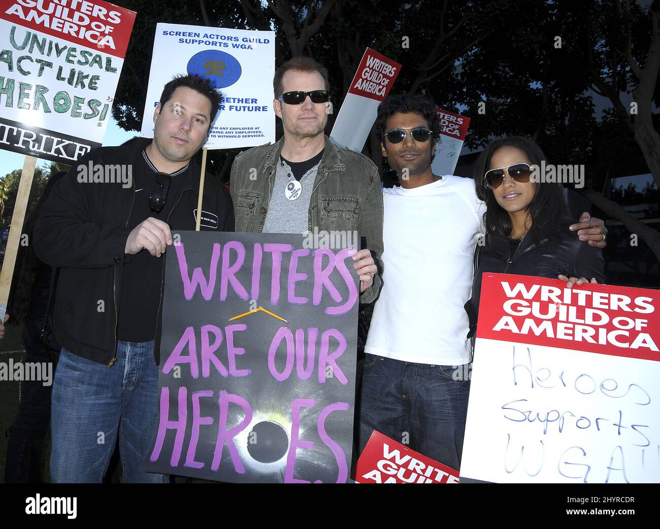Greg Grunberg, Jack Coleman, Sendhil Ramamurthy and Dania Ramirez and ...