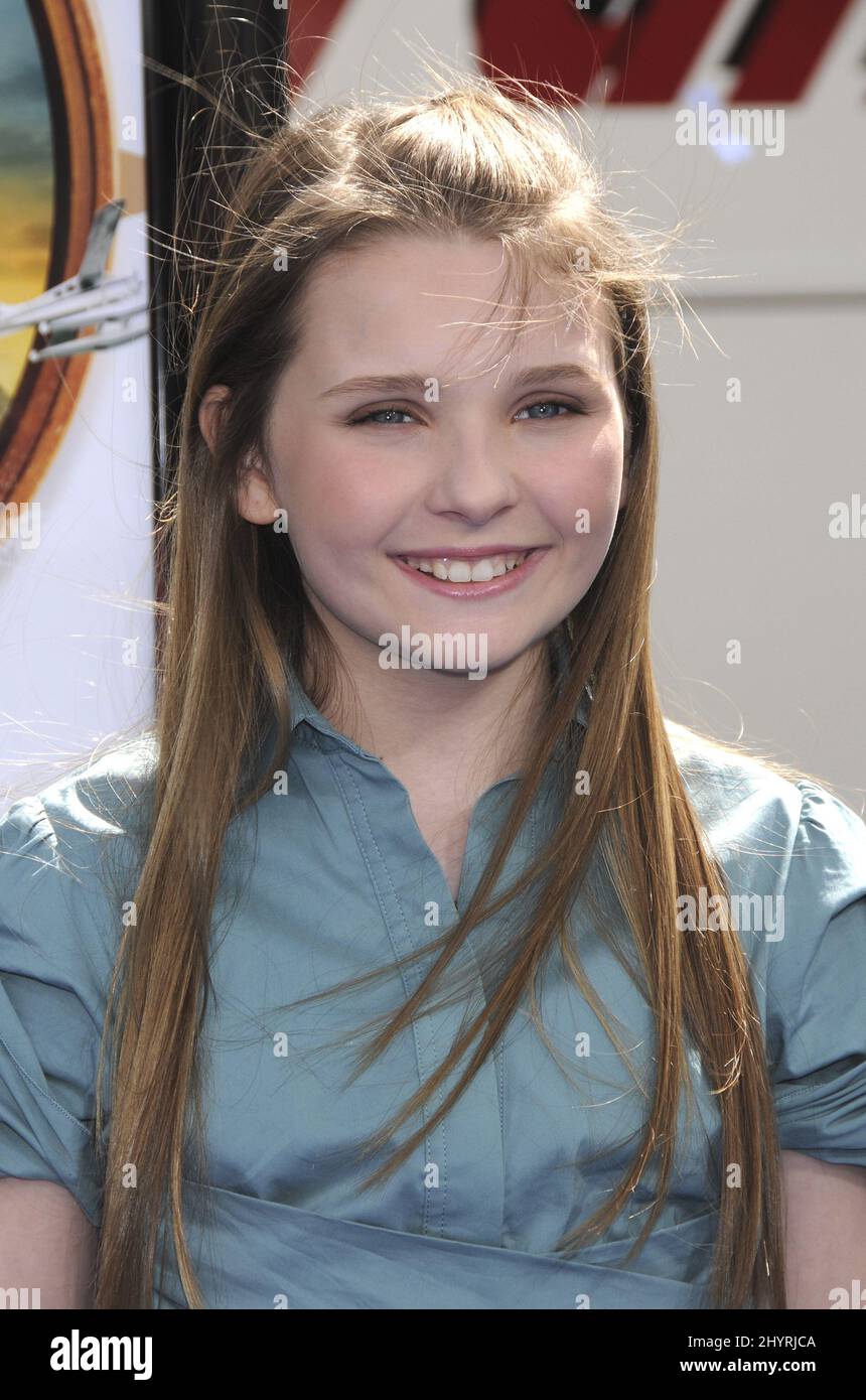 Abigail Breslin attending "Nim's Island" World Premiere Held at Grauman ...