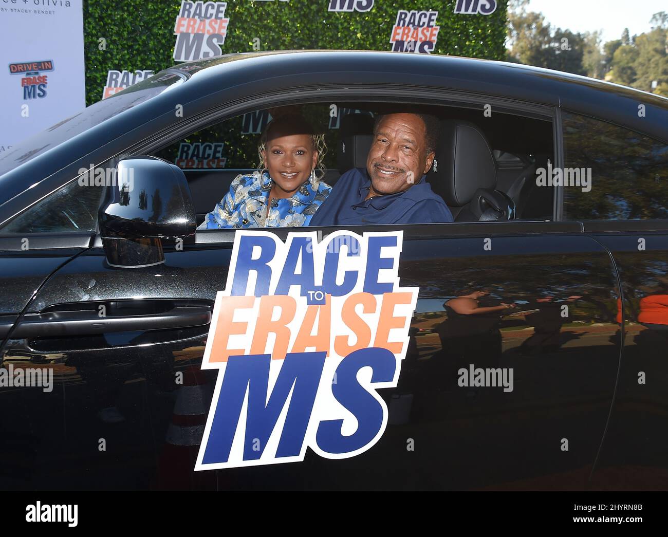 Tonya Turner and Dave Winfield arriving to the 28th Annual Race to ...