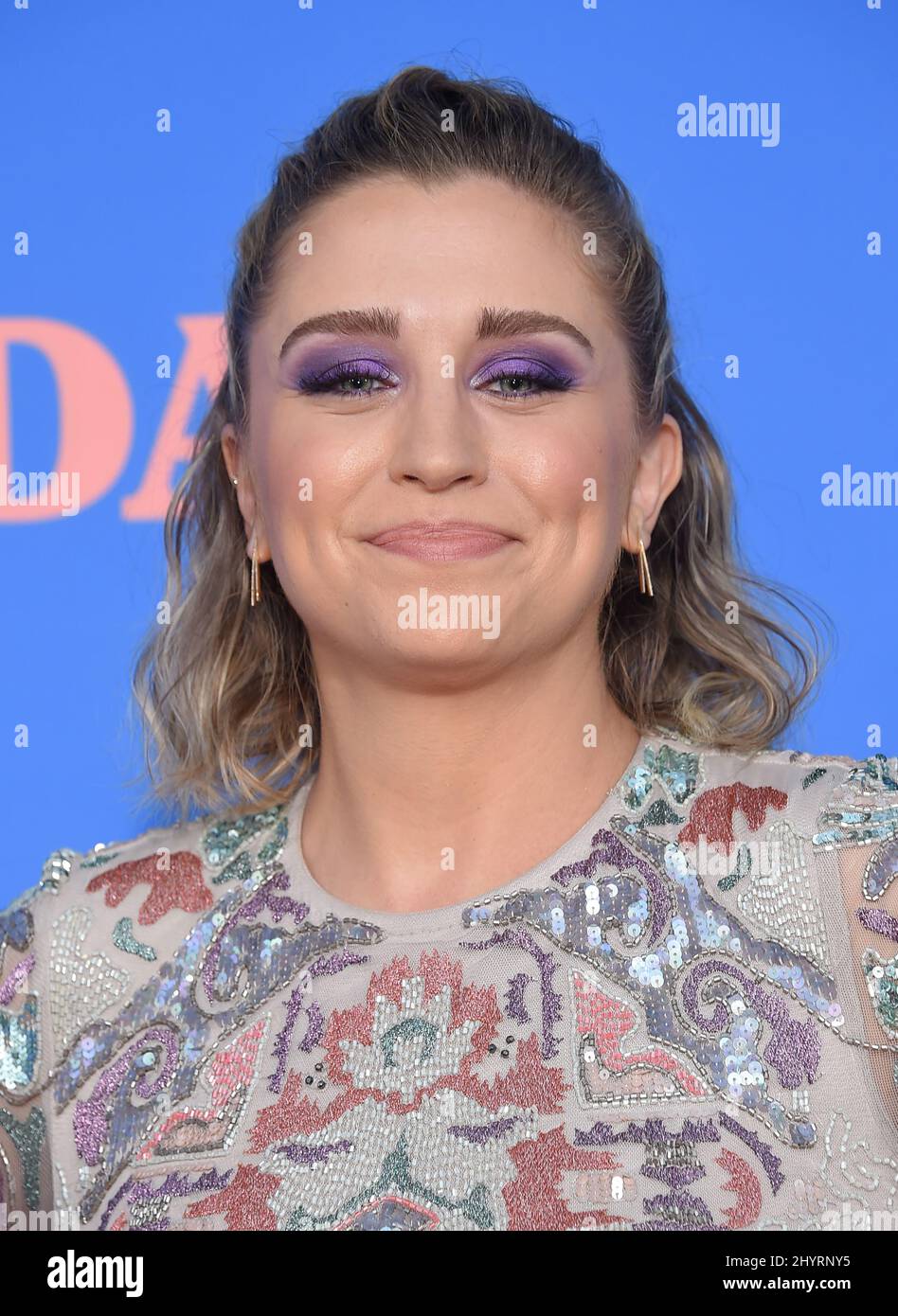 Taylor Misiak arriving to the €˜Dave' Season 2 Premiere at The Greek ...
