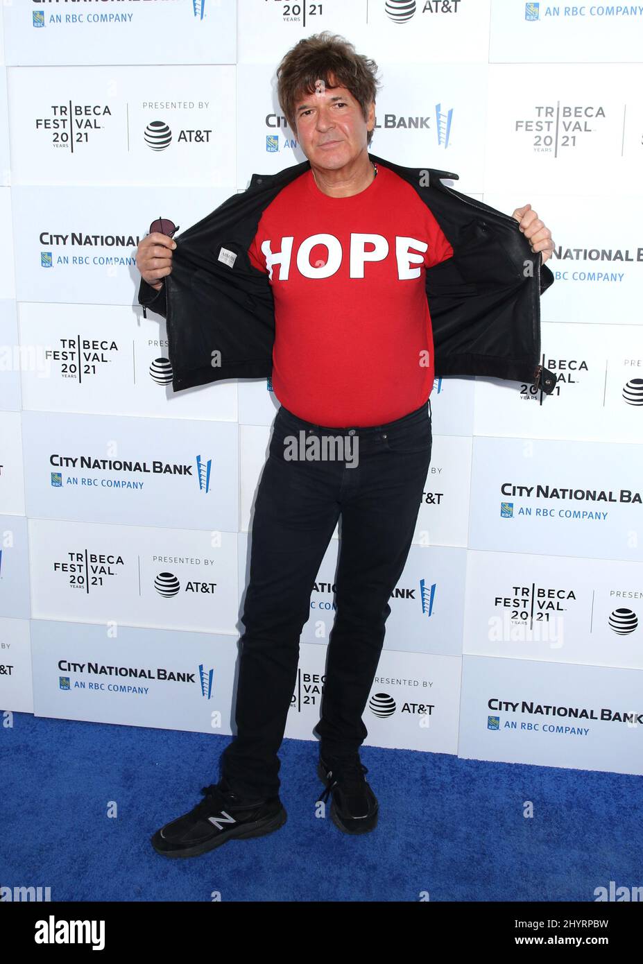 Clem Burke attending the 2021 Tribeca Film Festival 'Blondie: Vivir En ...