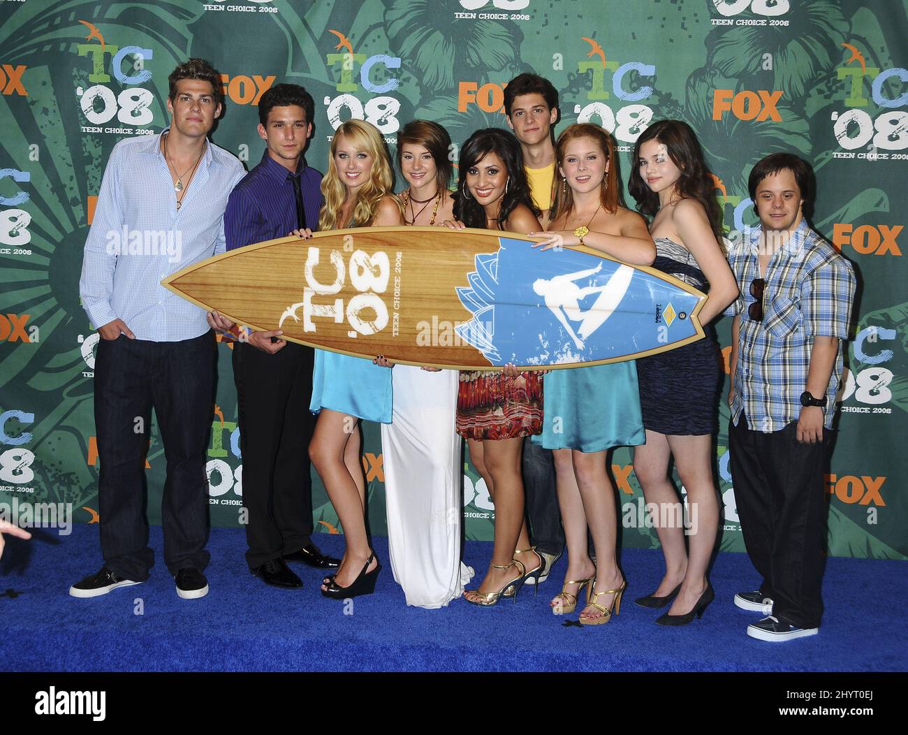 Secret life of an american teenager cast hi-res stock photography and ...