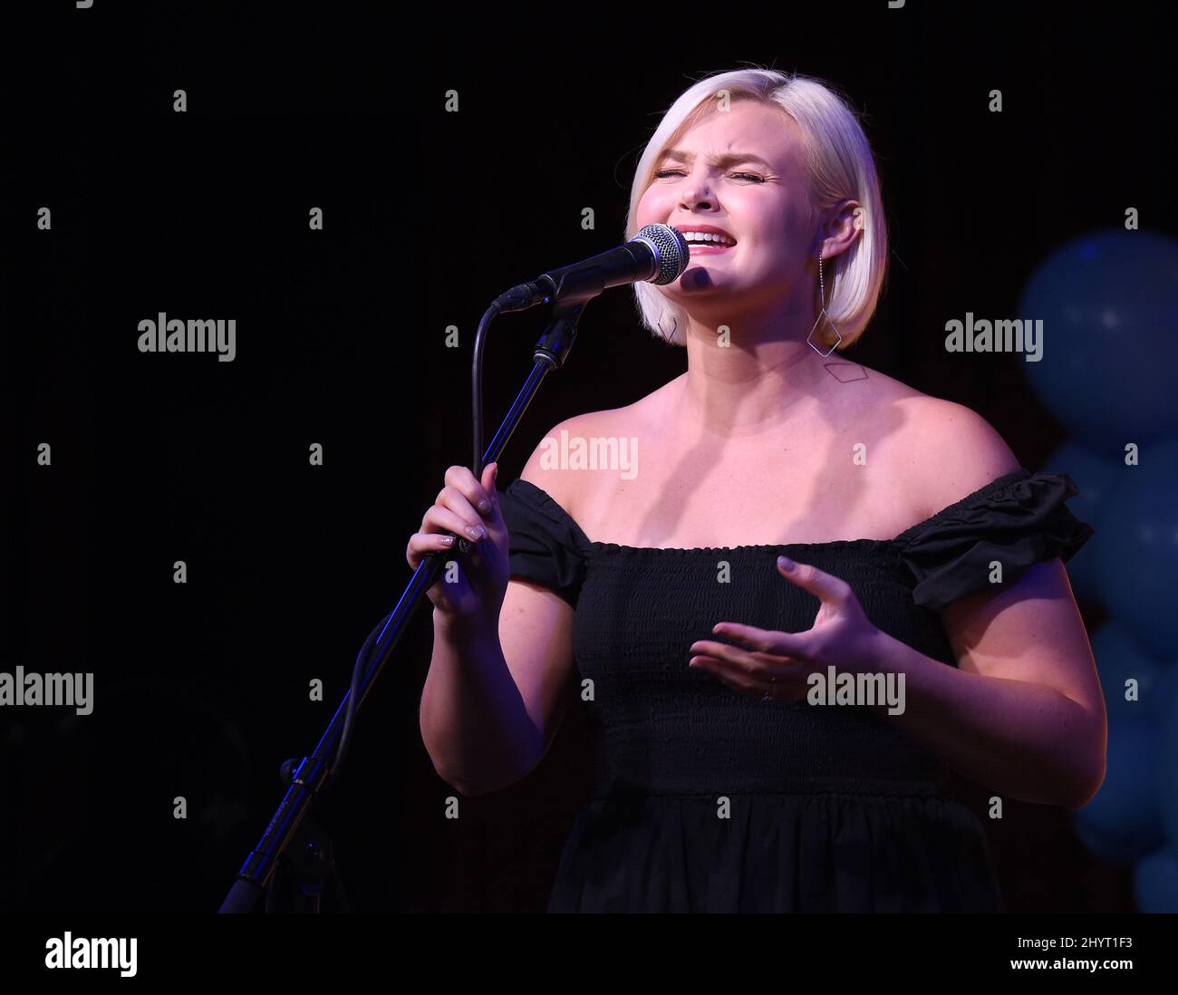 Kendra jo slaubagh tigerlilly performing waverly strong hi-res stock ...