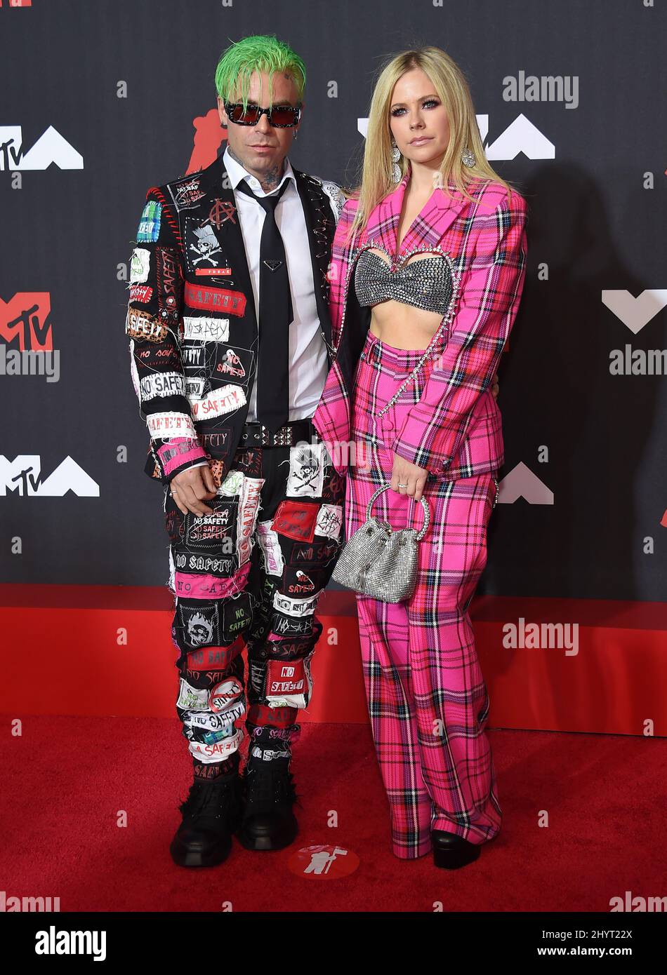 Mod sun avril hi-res stock photography and images - Alamy