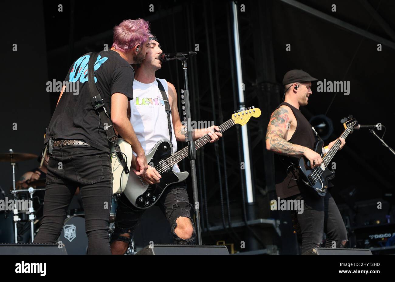 Alex gaskarth 2021 hi-res stock photography and images - Alamy