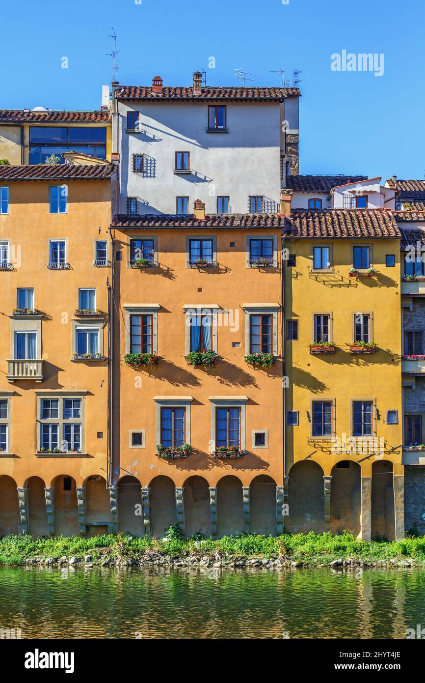 Florence old residential building facade hi-res stock photography and ...