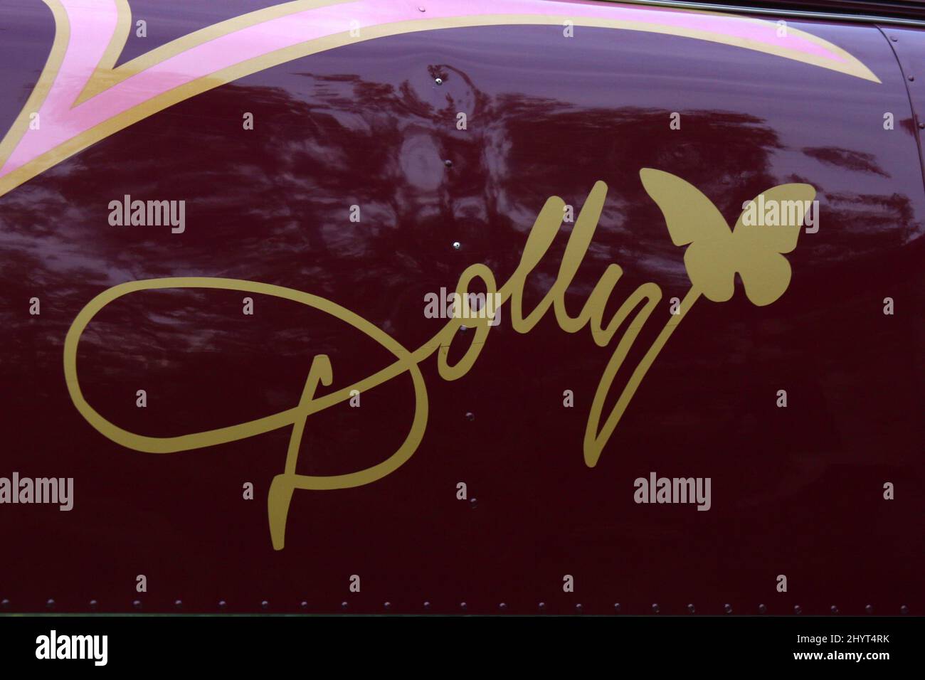 Dolly Parton's retired tour bus on display at Dollywood, Pigeon Forge ...