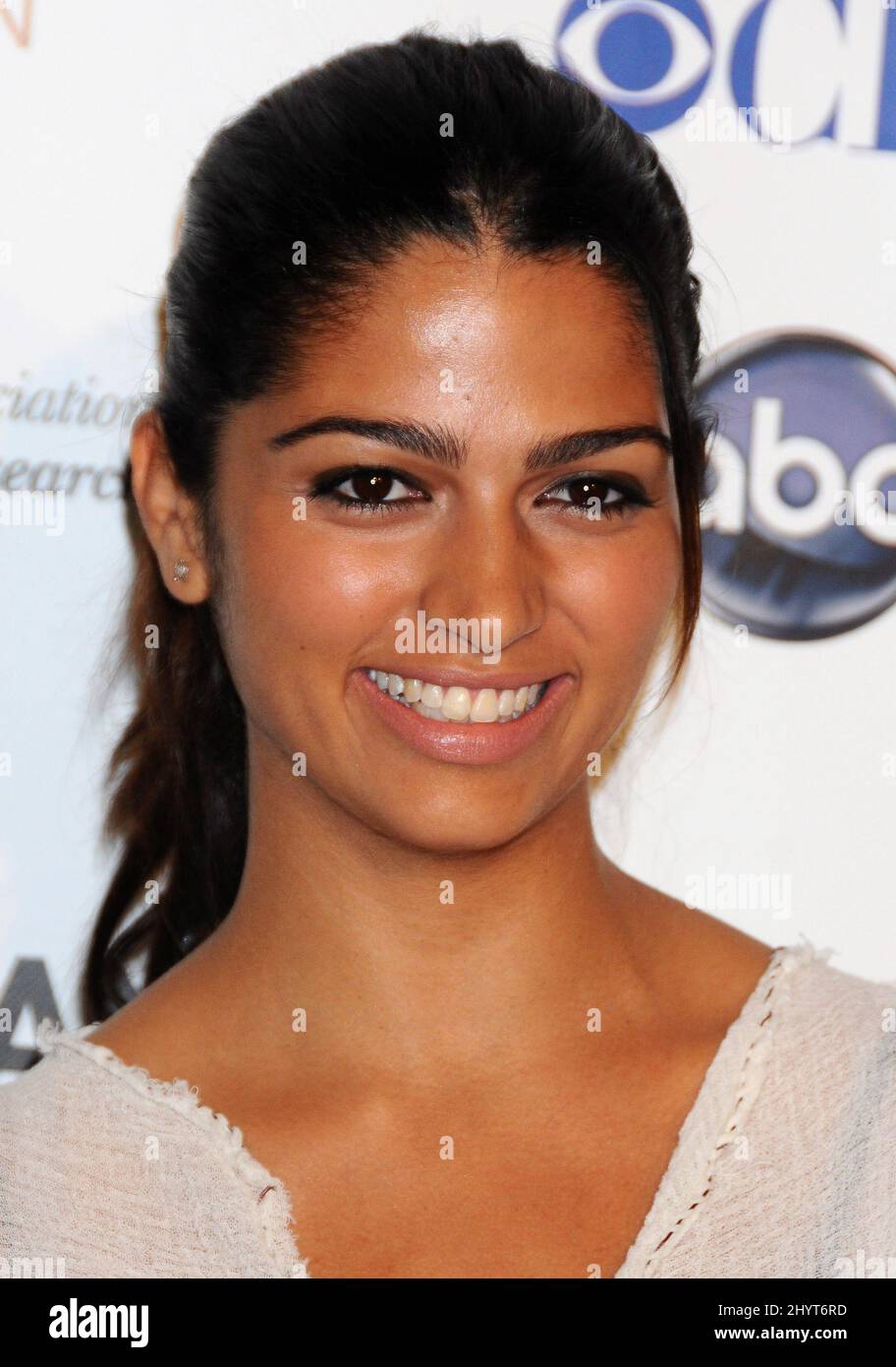 Camila Alves arrives at The Stand Up To Cancer Benefit at The Kodak ...