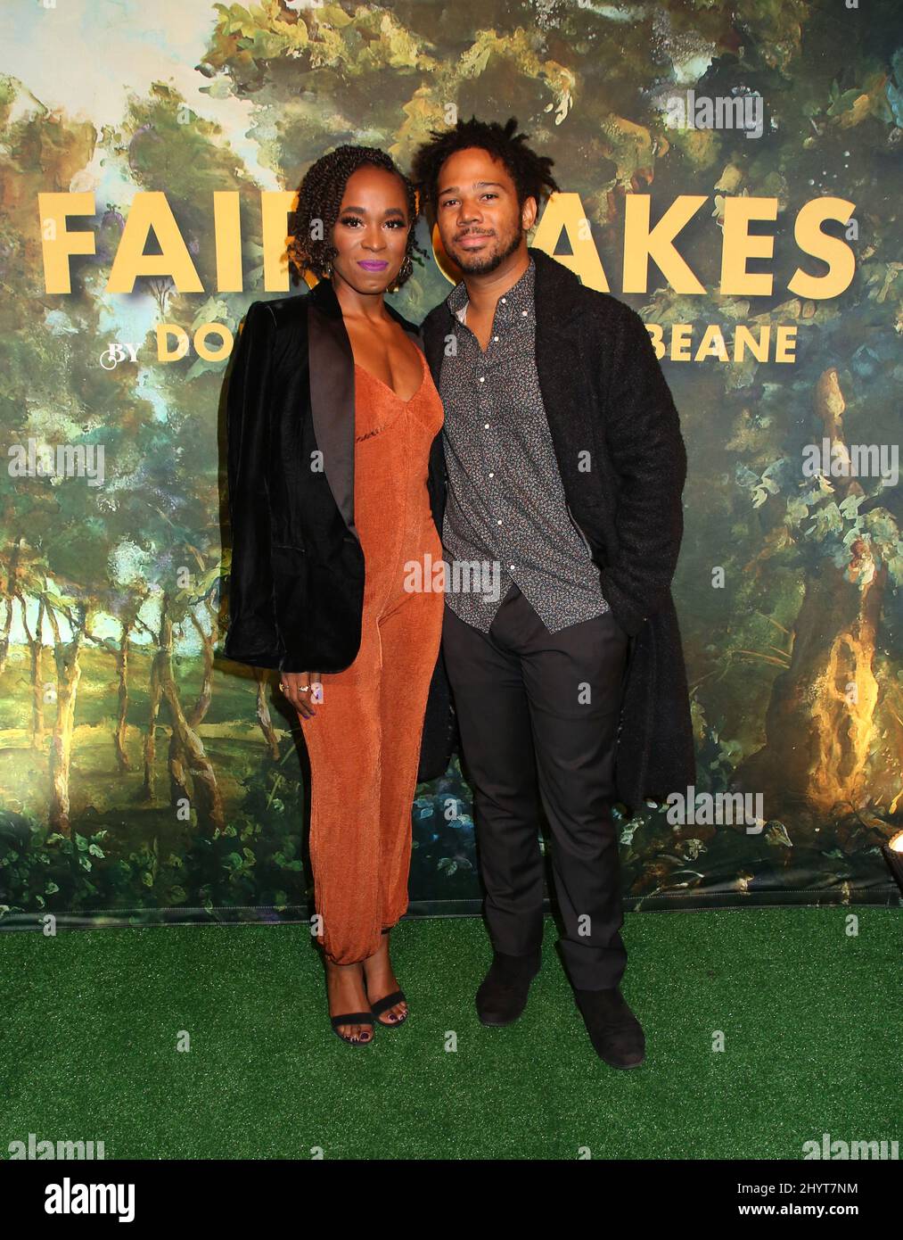 Kristolyn Lloyd and Chris Myers 'Fairycakes' Opening Night Curtain Call ...