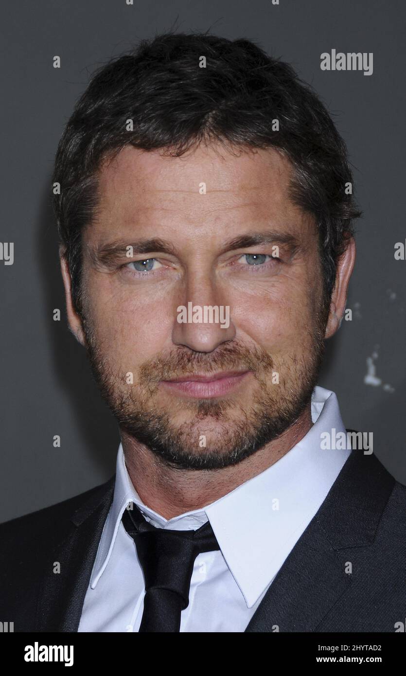 Gerard Butler arriving at the premiere for Rocknrolla, at the Pacific ...