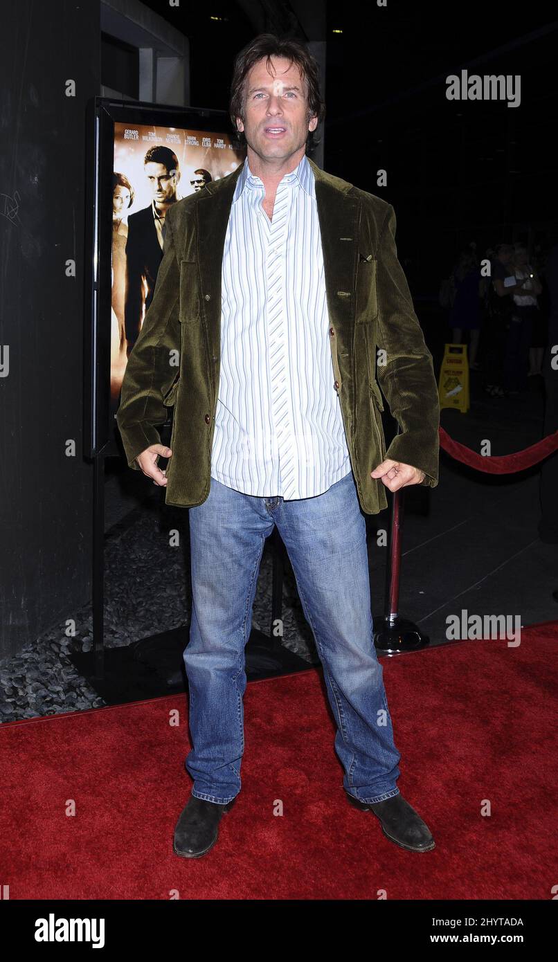 Hart Bochner arriving at the premiere for Rocknrolla, at the Pacific ...