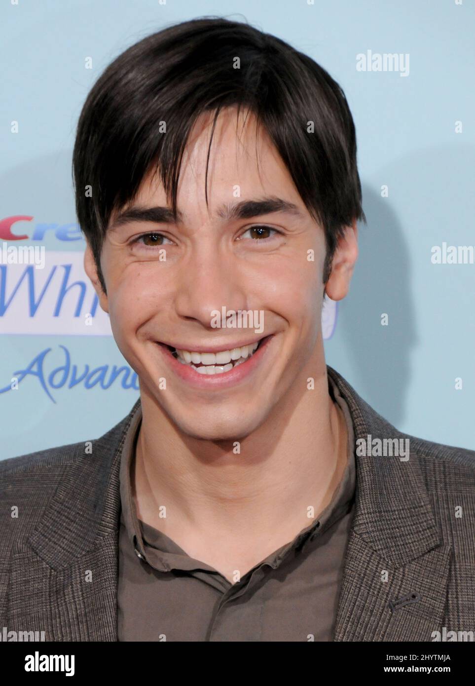 Justin Long attends the world premiere of Warner Bros "He's Just Not ...