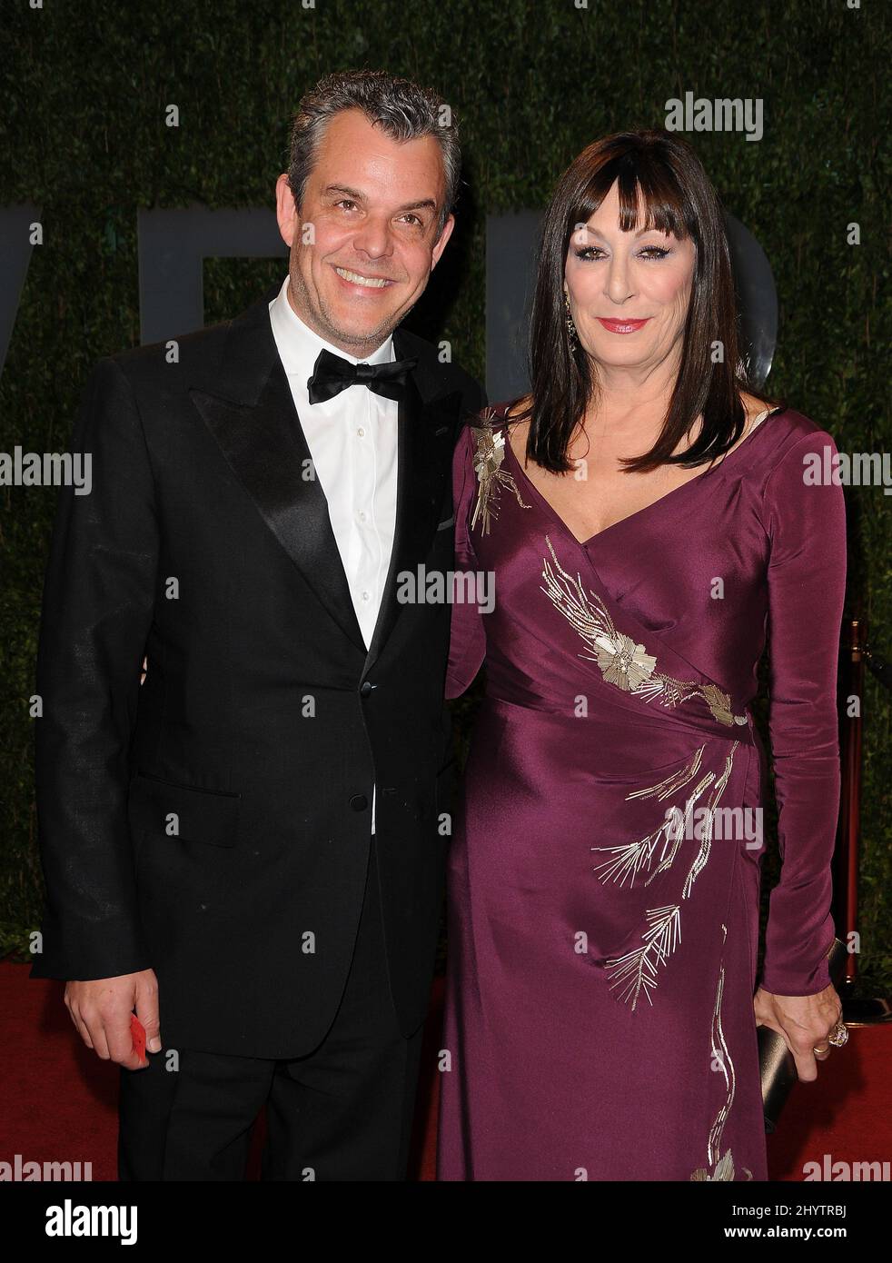 Danny Huston and Anjelica Huston at the Vanity Fair Oscar Party 2009 ...