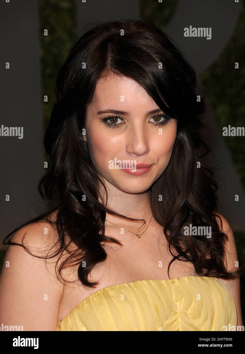Johnny Simmons Og Emma Roberts