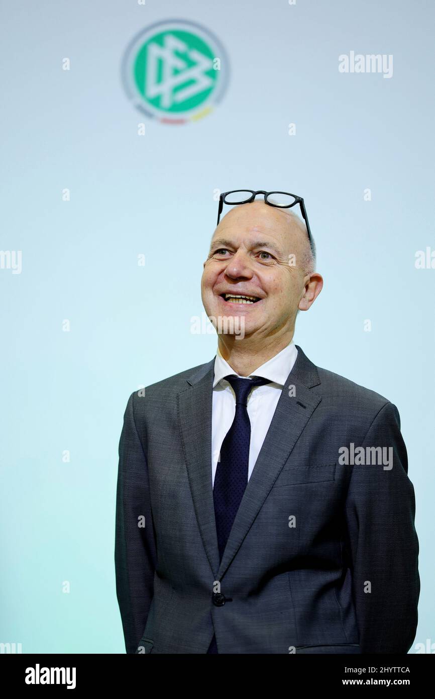Bernd NEUENDORF, candidate for DFB President, 44th Ordinary DFB ...