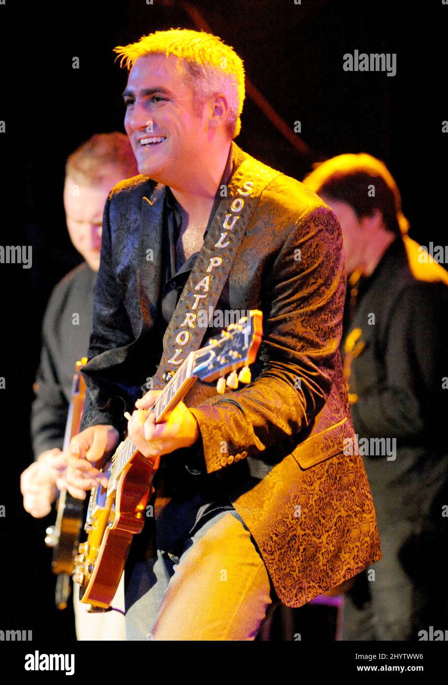 Taylor Hicks in Concert at The Roxy Theatre in West Hollywood ...