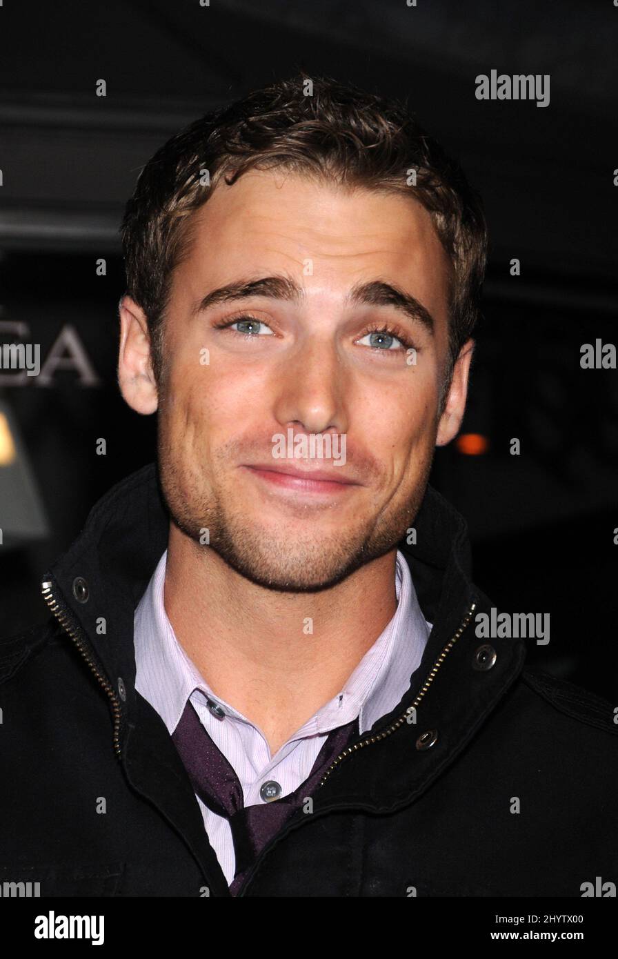 Dustin Milligan arrives while 90210 plays Wii to celebrate the wrap of ...