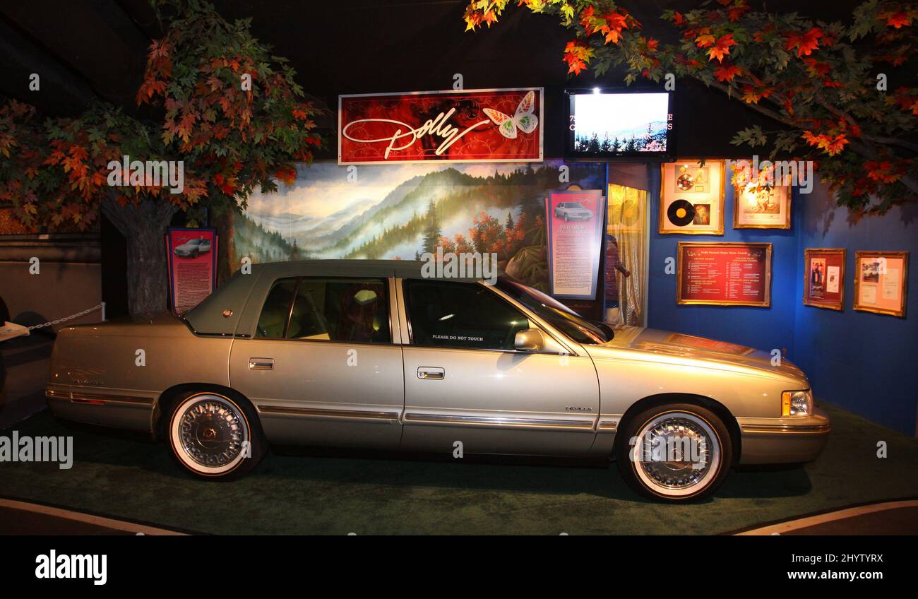 Dolly Parton's Cadillac on Display at the Hollywood Star Cars Museum ...