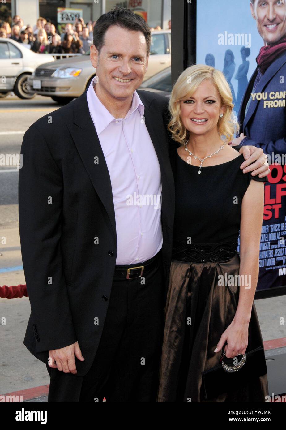 Mark Waters, Dina Waters at the "Ghosts of Girlfriends Past" World ...