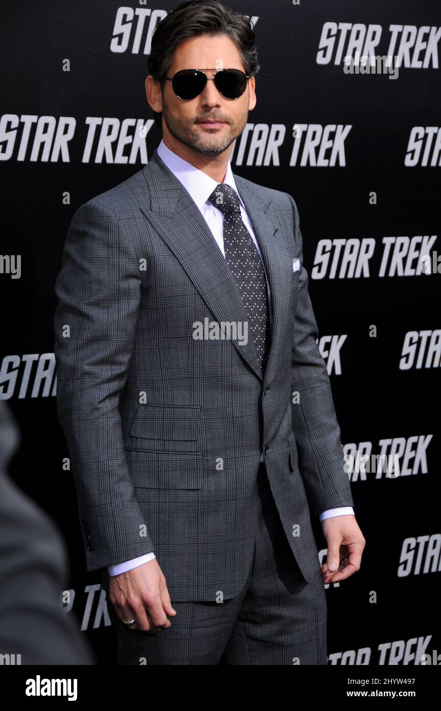 Eric Bana attends the premiere of Paramount Pictures "Star Trek" held ...
