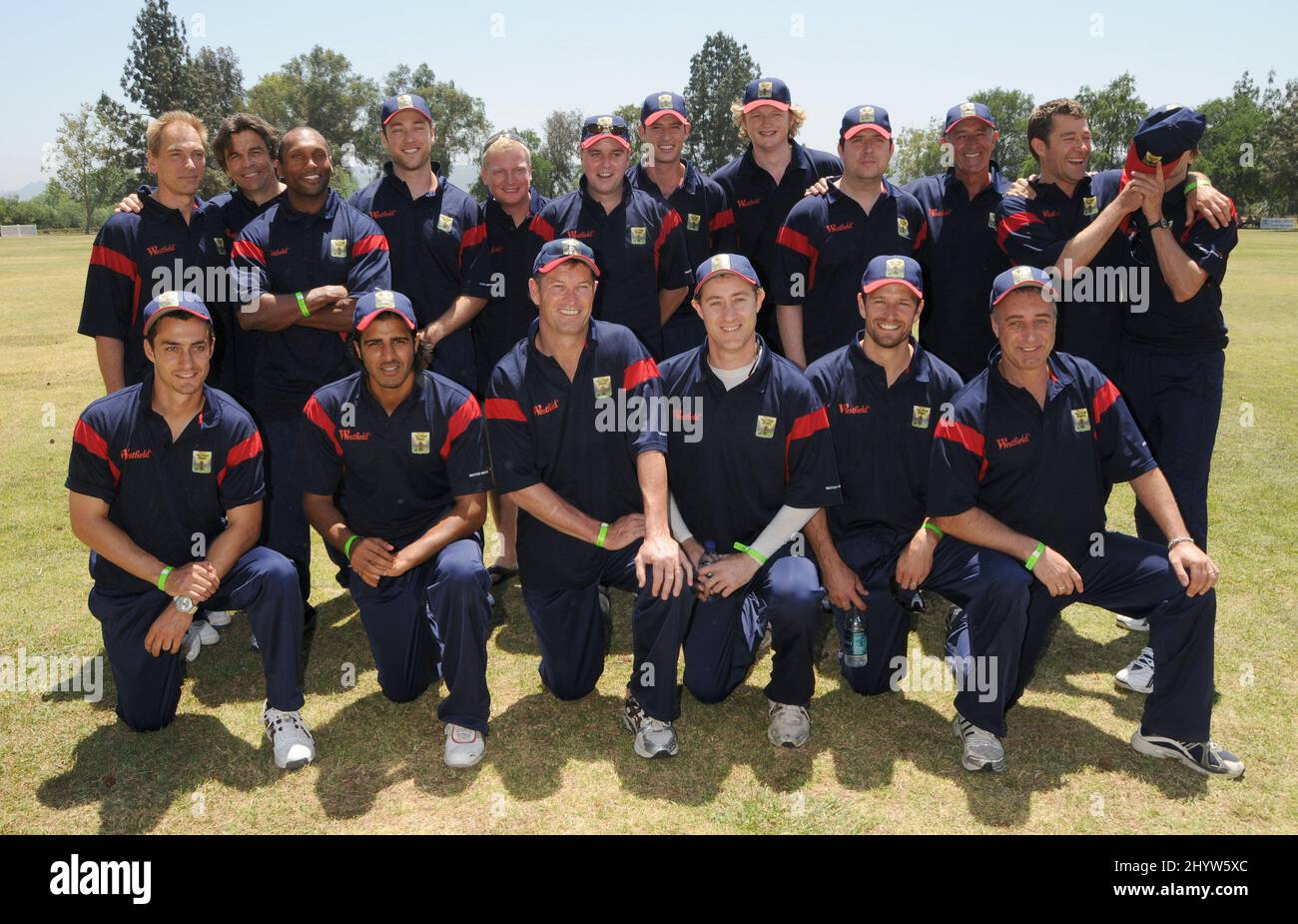 England celebrity cricket team hi-res stock photography and images - Alamy