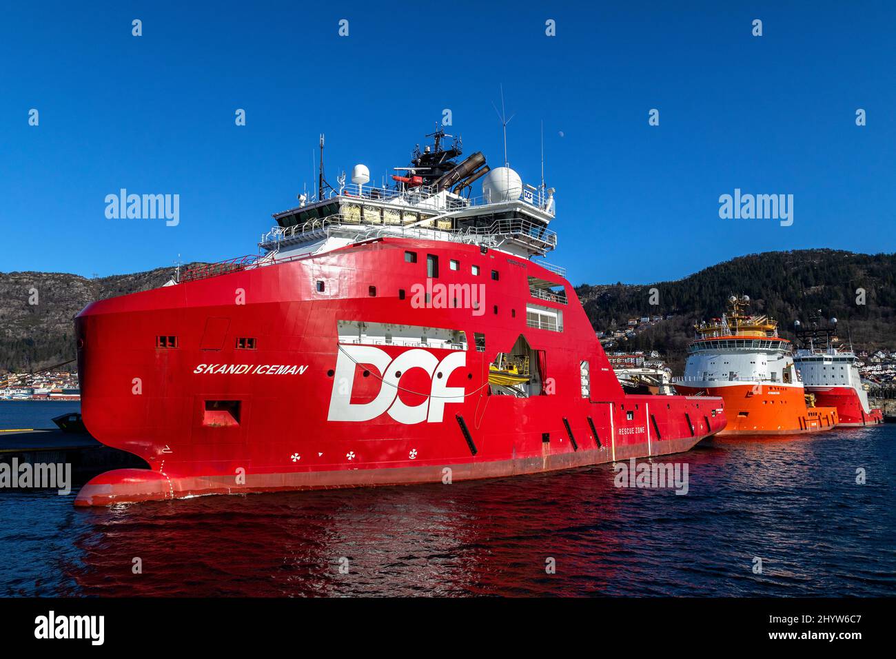 Offshore AHTS anchor handling tug supply vessel Skandi Iceman in the ...