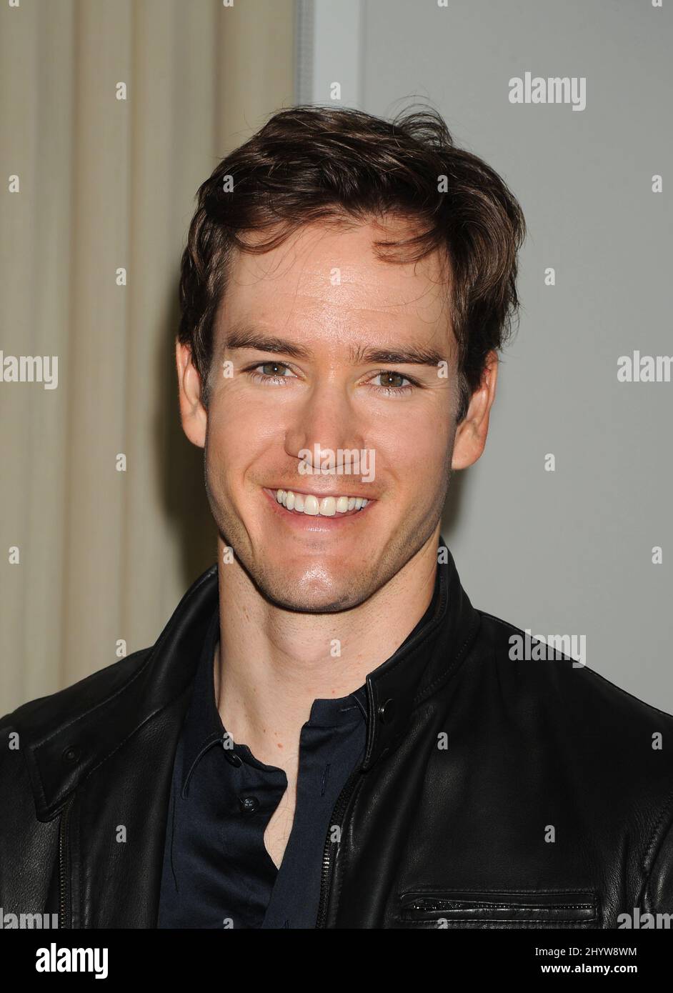 Mark-Paul Gosselaar at the Disney And ABC Television Group Hosts "DATG ...