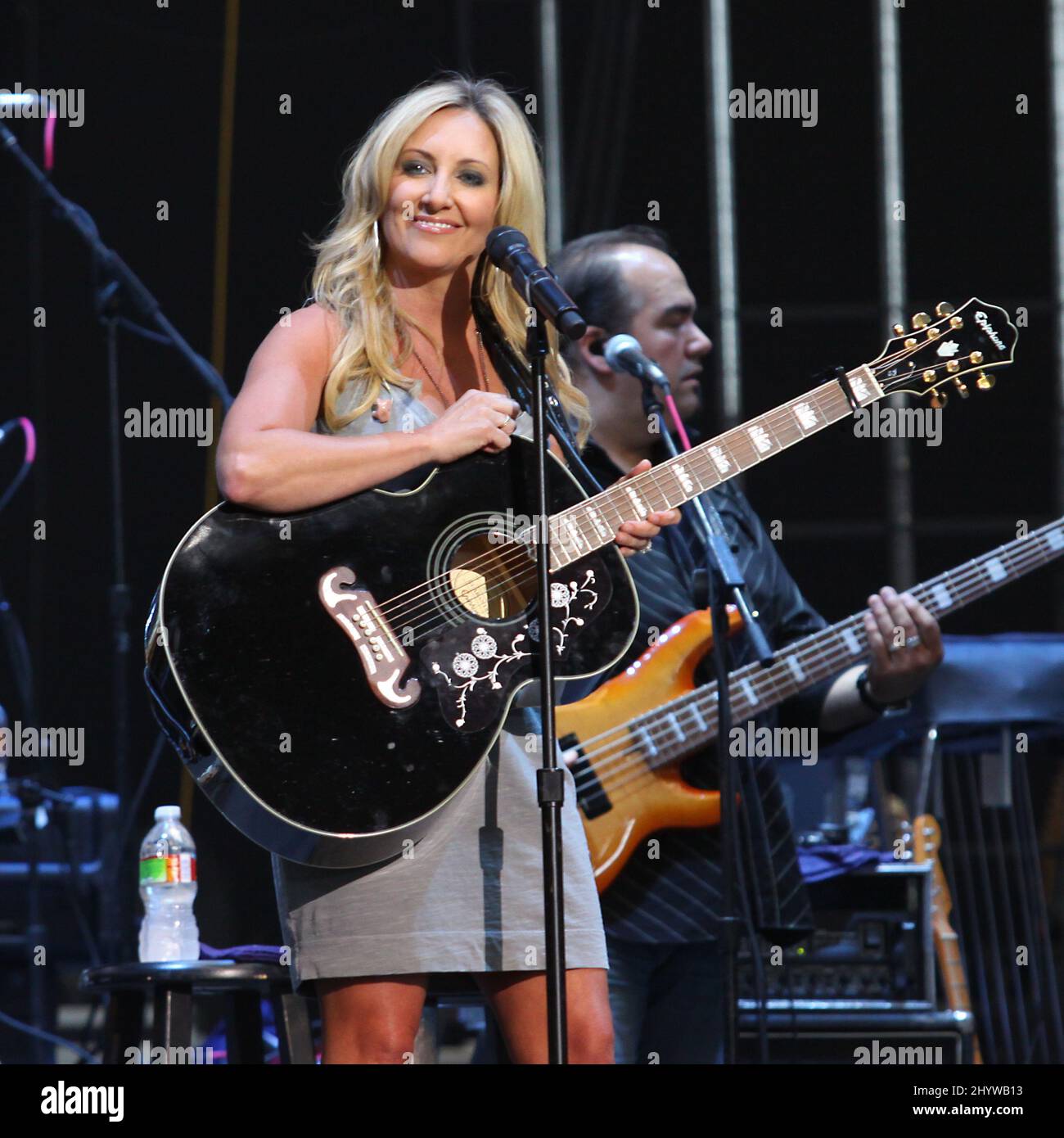 Lee ann womack hi-res stock photography and images - Alamy