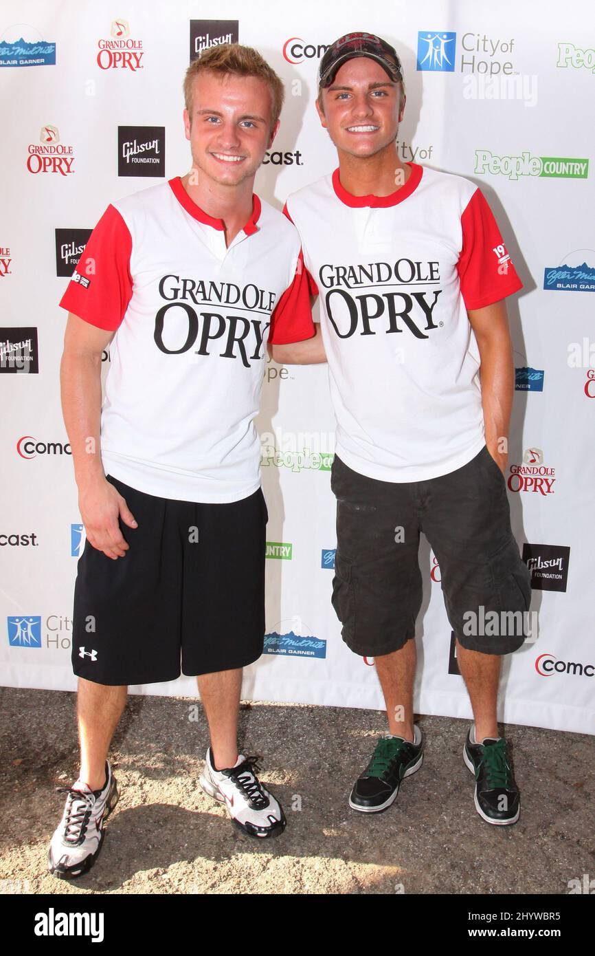 Josh Carter and Zach Carter at the 19th Annual City of Hope Celebrity ...