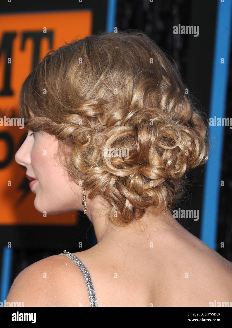 Taylor Swift at the CMT Music Awards in Nashville, Tenn Stock Photo - Alamy
