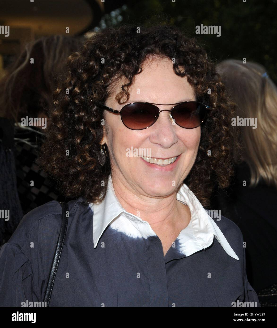 Rhea Perlman at the Los Angeles Premiere of 'Hung' at the Paramount ...