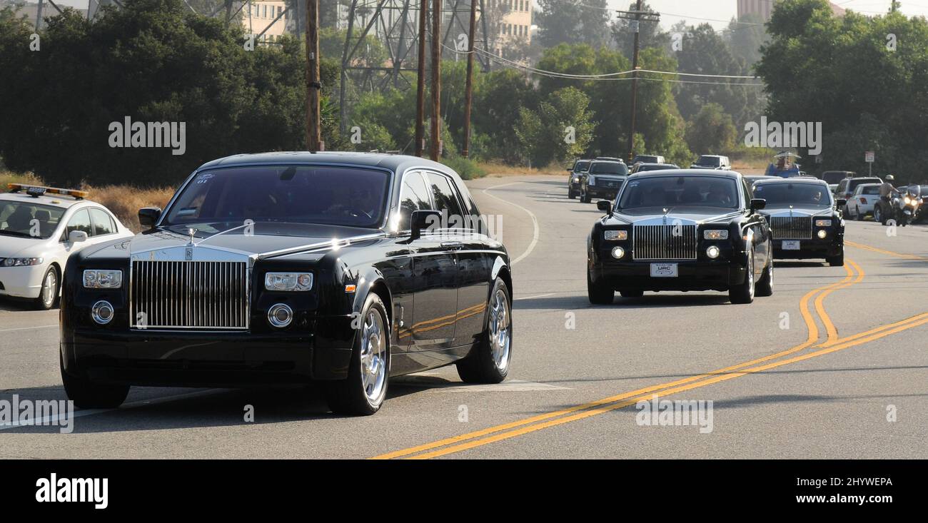 Jackson Family motorcade at the Michael Jackson Funeral Service at ...