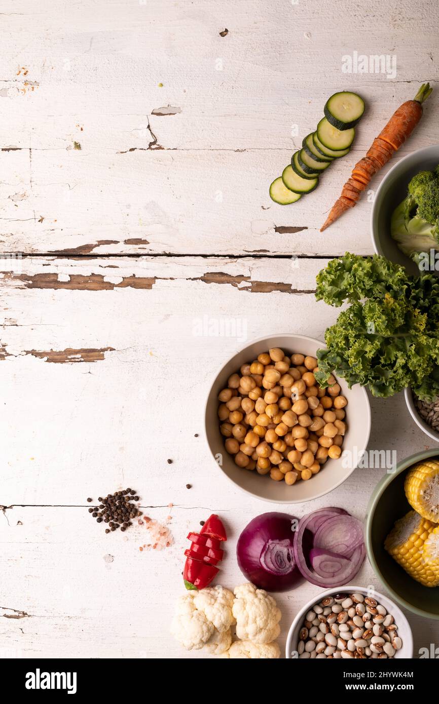 Table of food overhead hi-res stock photography and images - Alamy