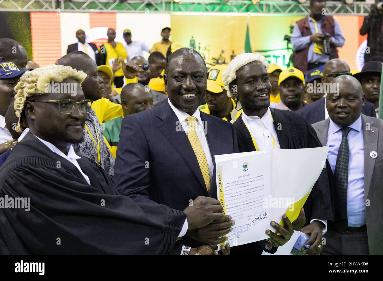 Signed document hi-res stock photography and images - Alamy