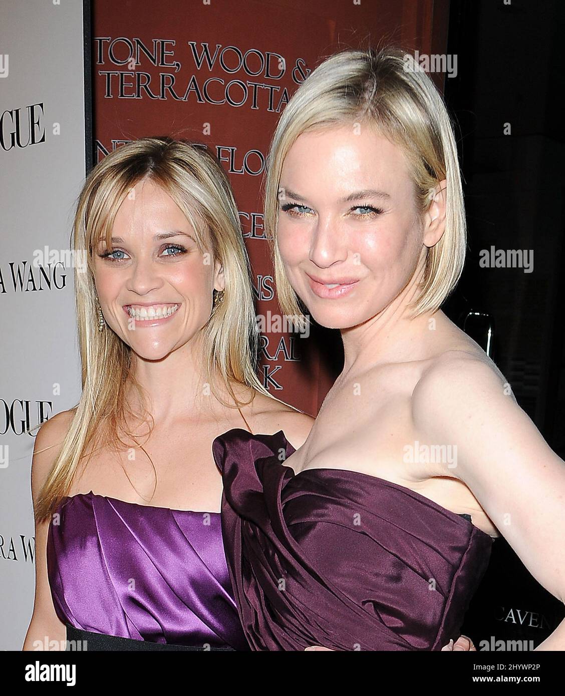 Reese Witherspoon and Renee Zellweger at the Vogue dinner honoring Vera ...