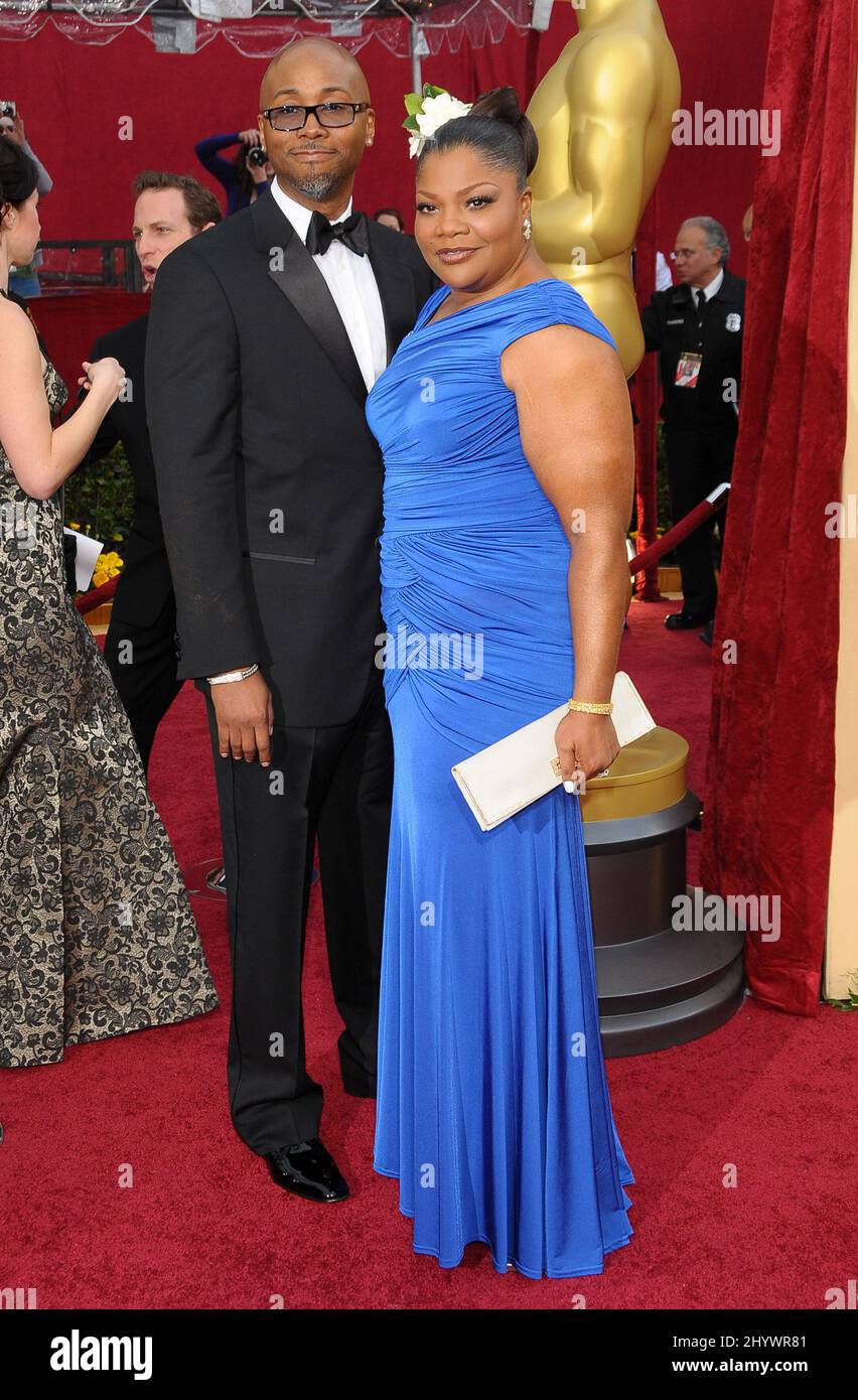 Mo'Nique and husband Sidney Hicks arriving at the 82nd Annual Academy ...