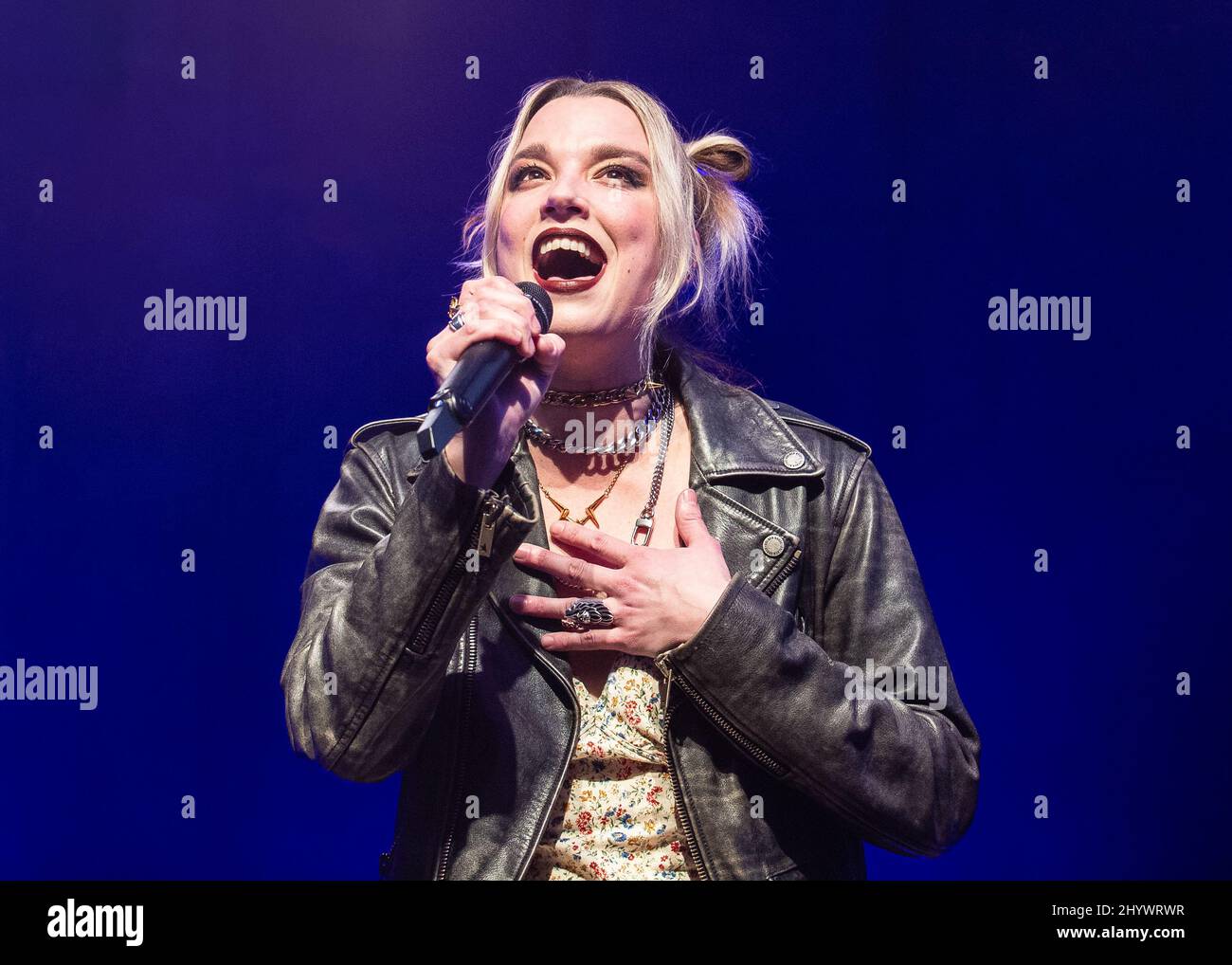 Halestorm band 2022 hi-res stock photography and images - Alamy