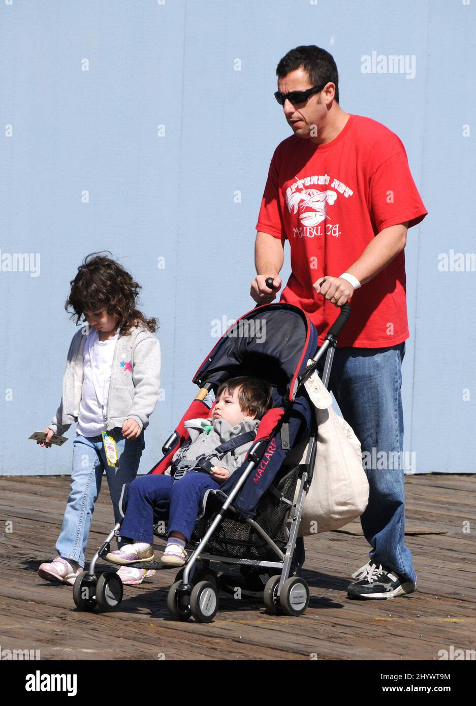 Adam sandler and sunny sandler hi-res stock photography and images - Alamy