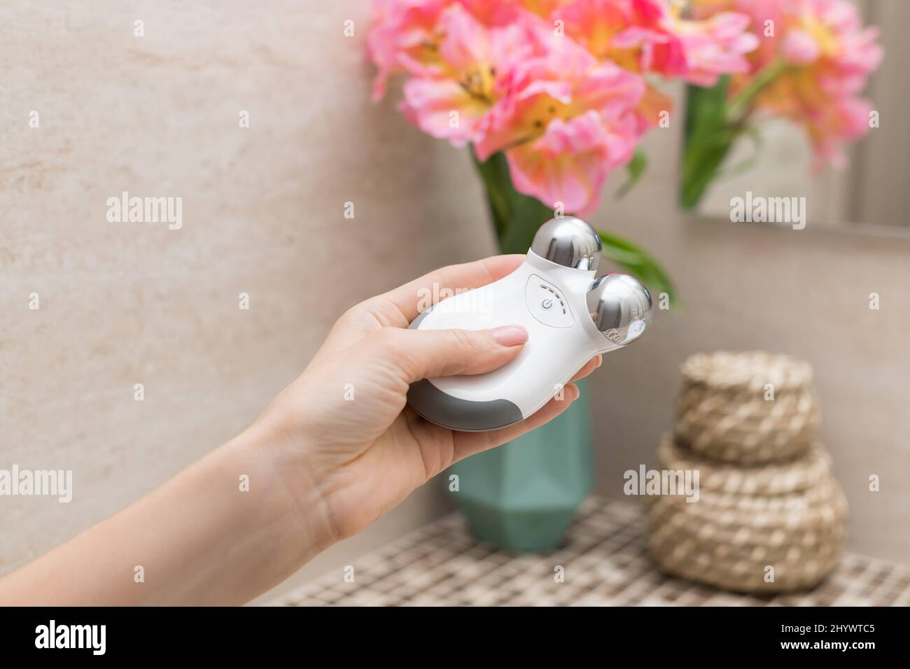 Hand rejuvenation hi-res stock photography and images - Alamy