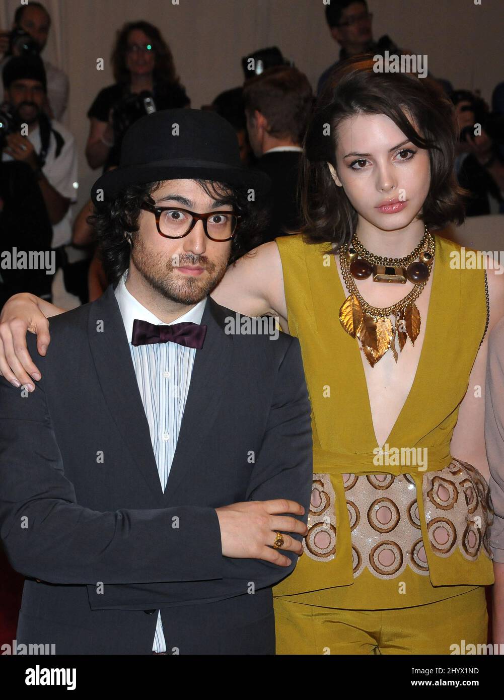 Sean Lennon arriving at the 2010 Metropolitan Museum of Art Costume ...
