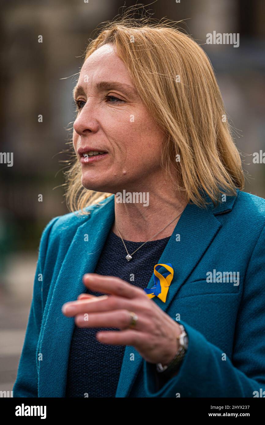 Mp helen morgan hi-res stock photography and images - Alamy